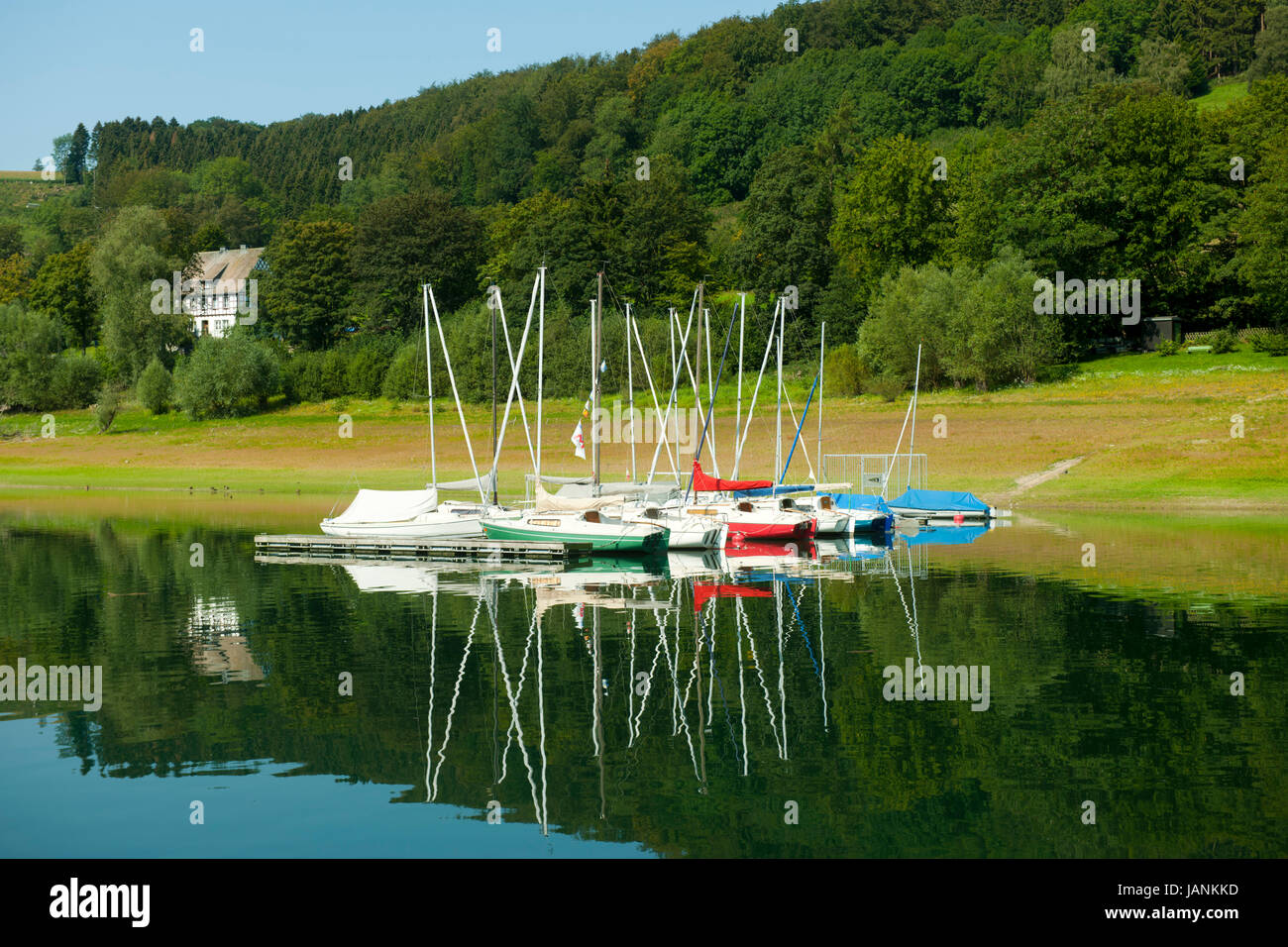 BRD, Nordrhein-Westfalen, Hochsauerlandkreis, Meschede, Hennetalsperre ...
