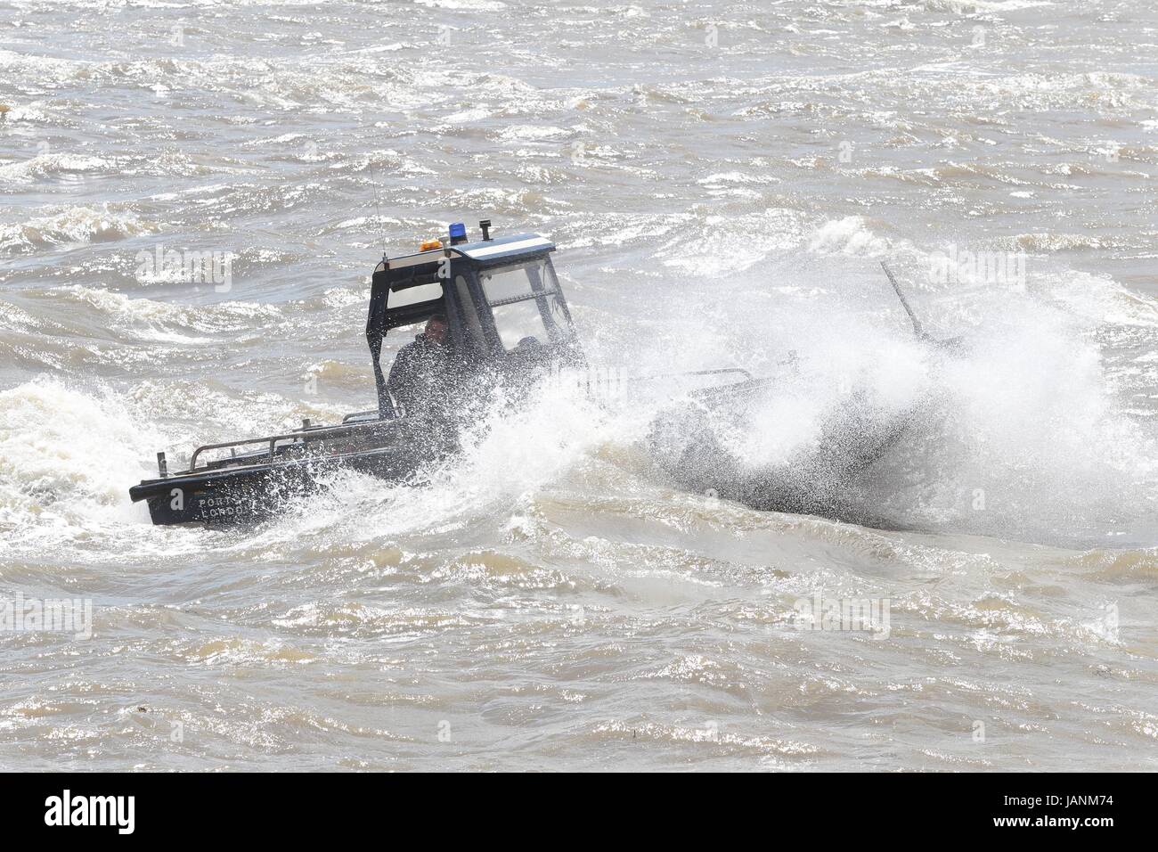 Small river port hi-res stock photography and images - Alamy