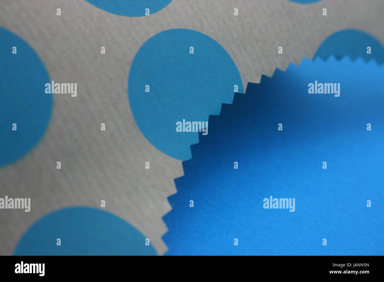 Edge cut out hi-res stock photography and images - Alamy