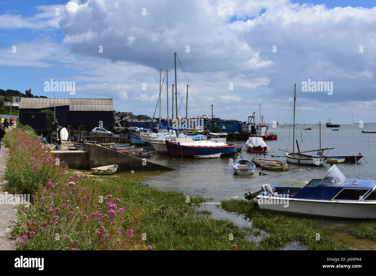 Leigh on sea essex hi-res stock photography and images - Alamy
