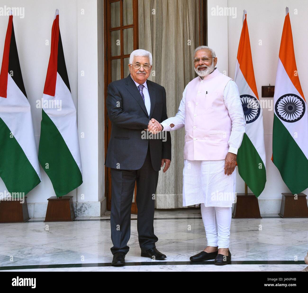 Indian Prime Minister Narendra Modi meets with Palestinian Authority ...
