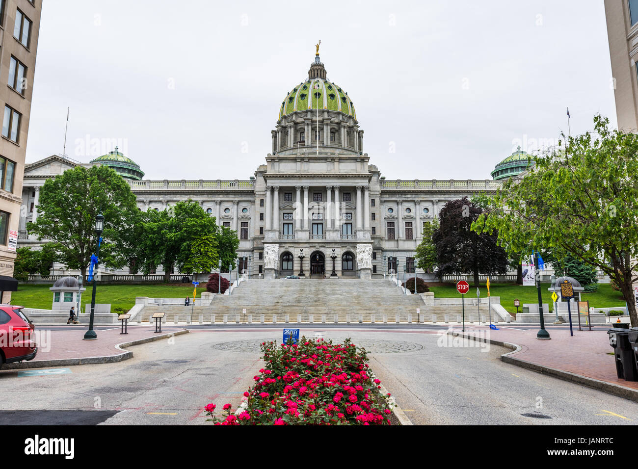 Capitol building in Downtown Harrisburg, pennsylvania Stock Photo - Alamy