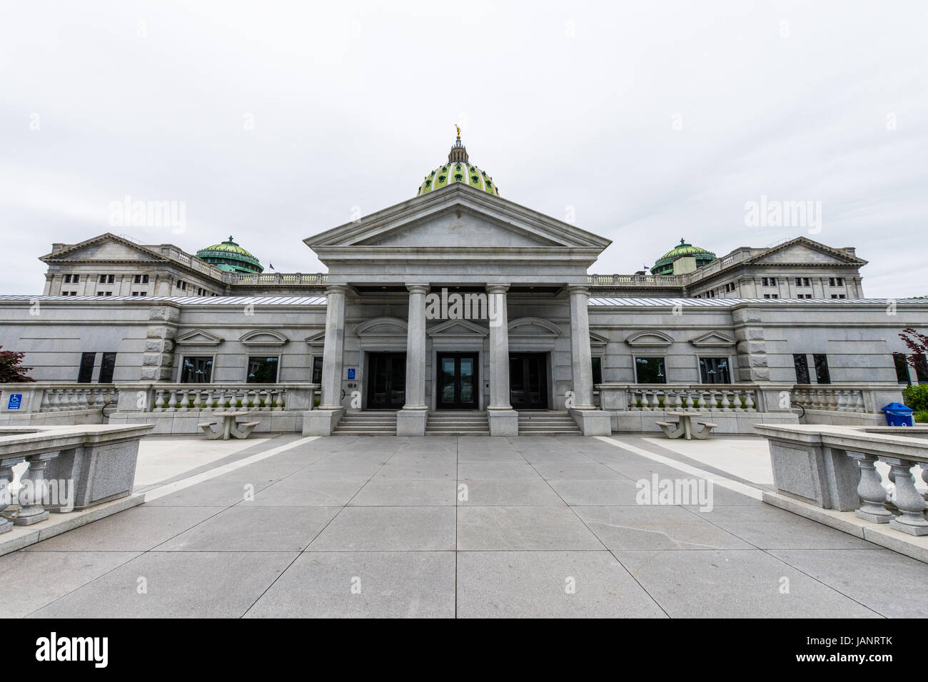 Capitol building in Downtown Harrisburg, pennsylvania Stock Photo - Alamy