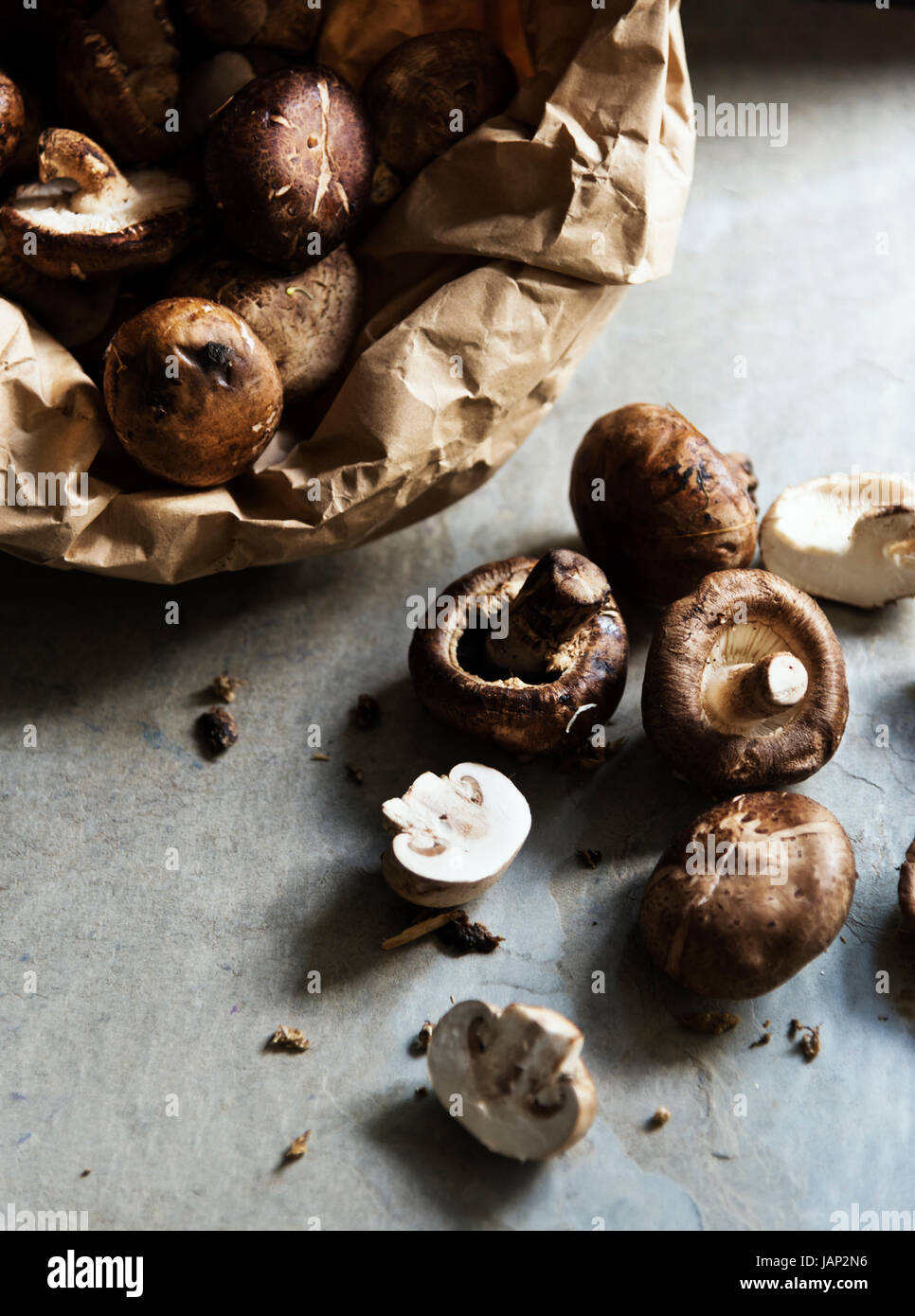 Cremini mushroom hi-res stock photography and images - Alamy