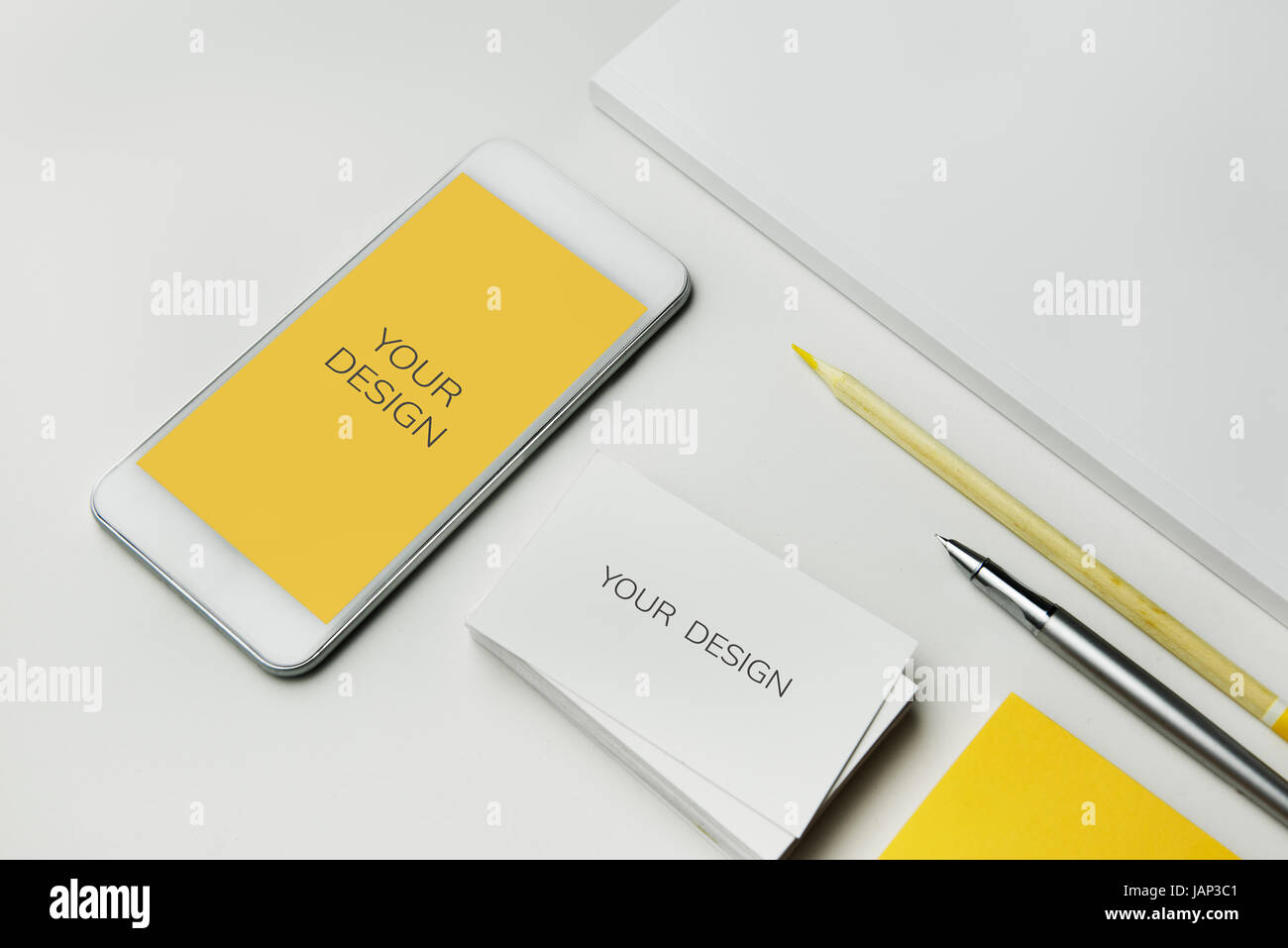 Mobile phone yellow notebook hi-res stock photography and images - Alamy