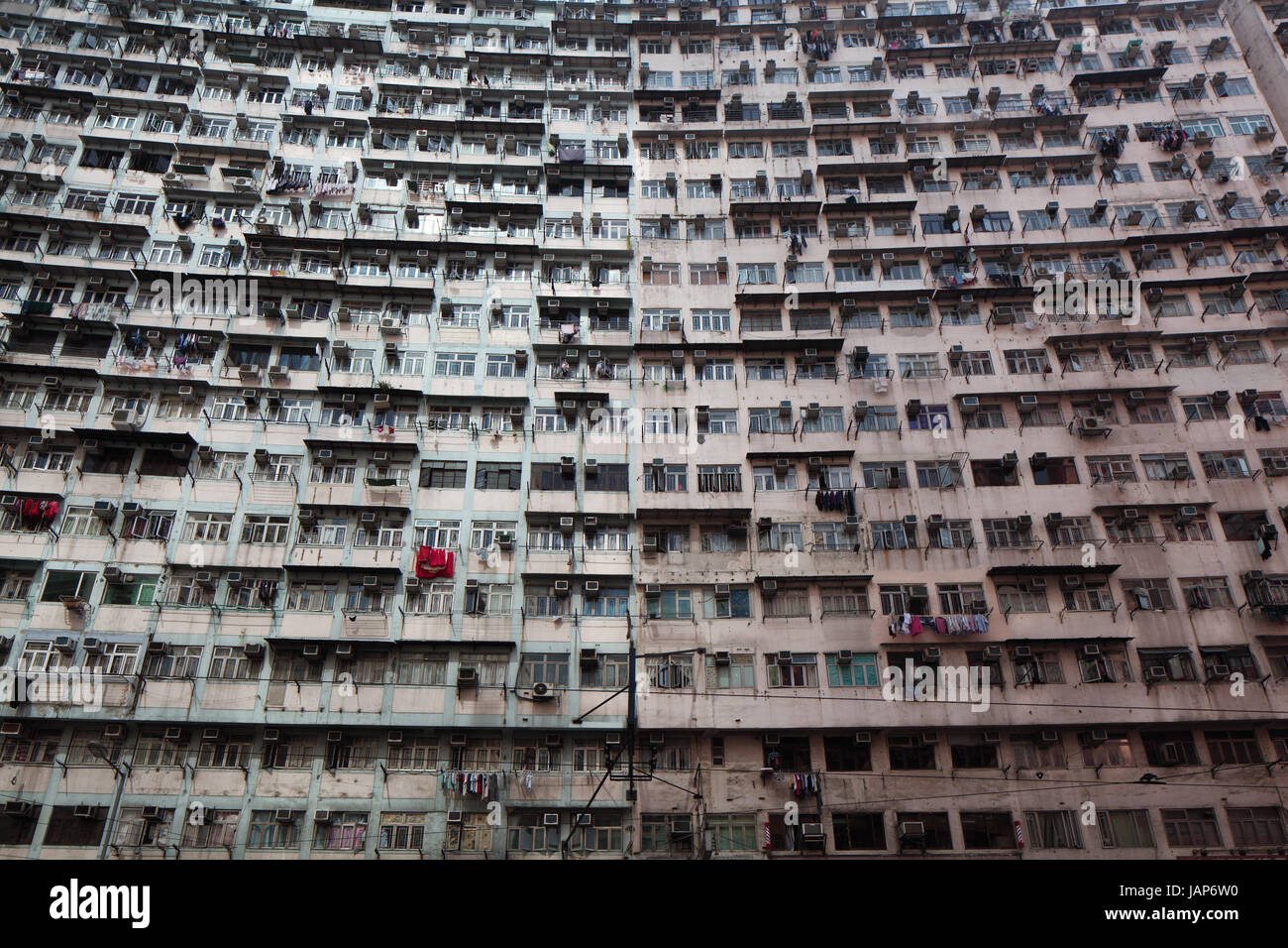 Overcrowded residential building in Hong Kong Stock Photo - Alamy