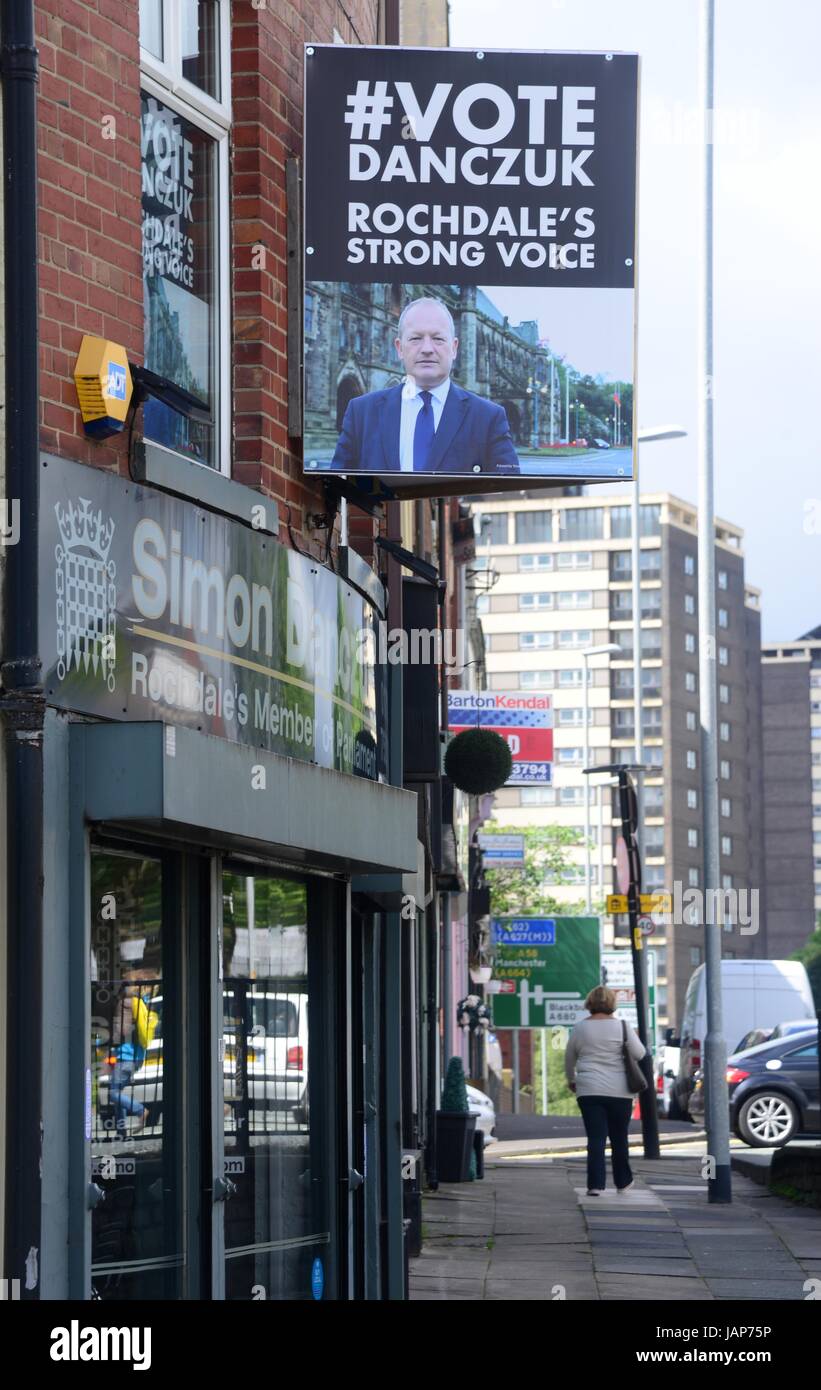 2017 election campaign poster hi-res stock photography and images - Alamy