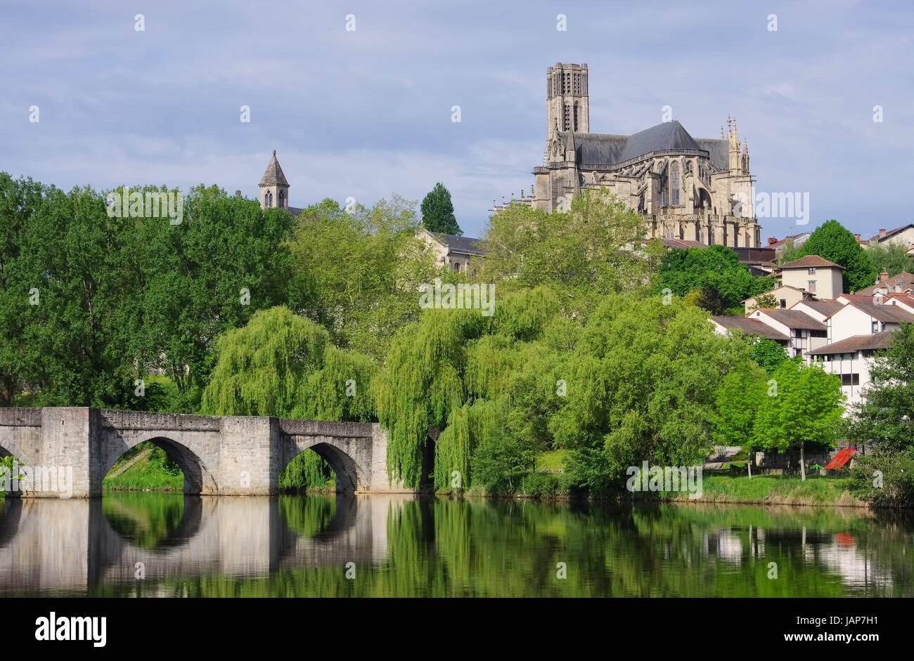 Limoges skyline hi-res stock photography and images - Alamy