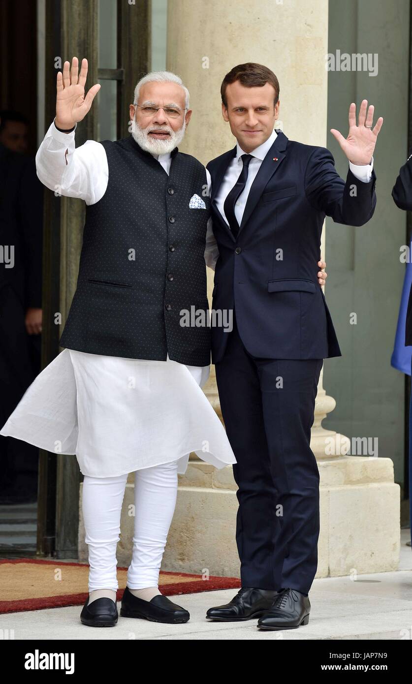 Indian Prime Minister Narendra Modi, left, and French President ...