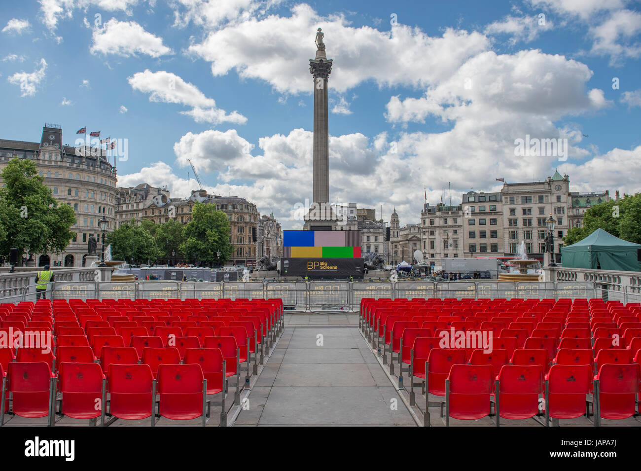 Trafalgar Square, London UK. 7th June 2017. Screen testing and seating ...