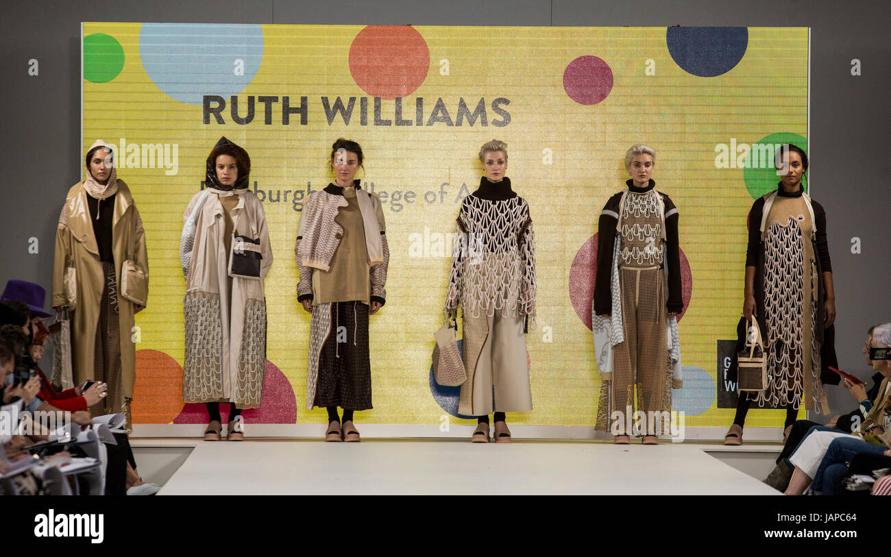 Ruth model hi-res stock photography and images - Alamy