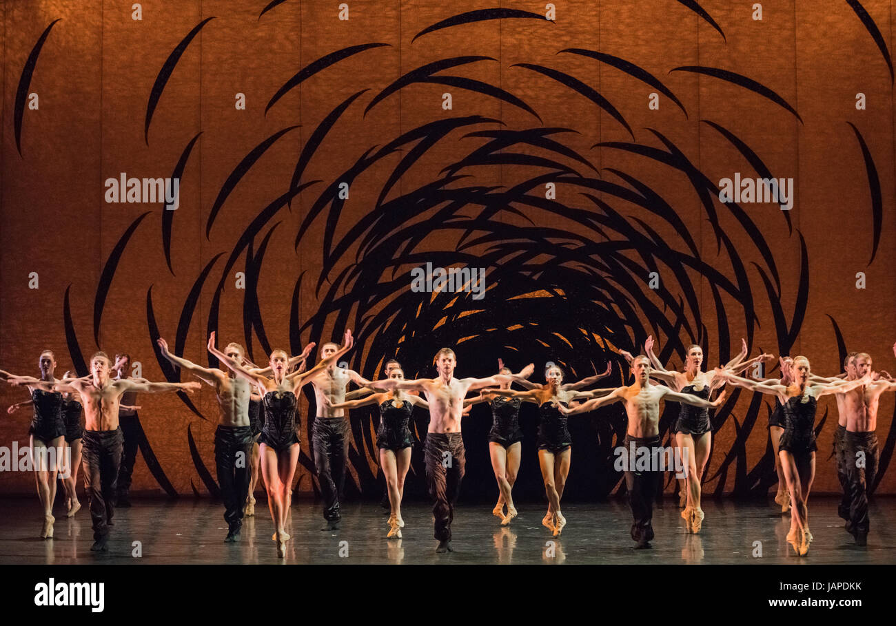 Scottish ballet hi-res stock photography and images - Alamy