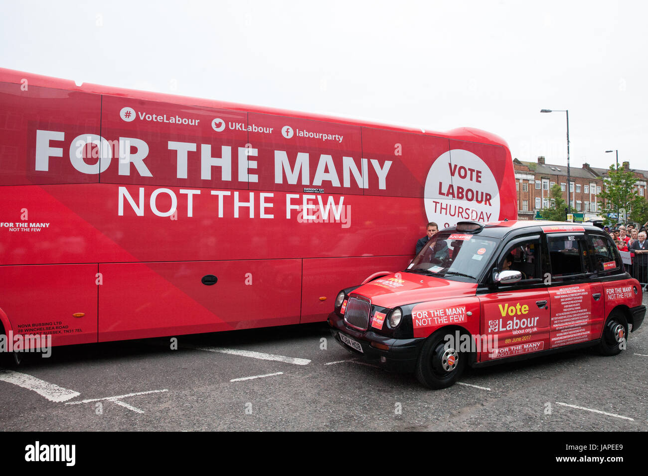 Labour general election battle bus hi-res stock photography and images ...