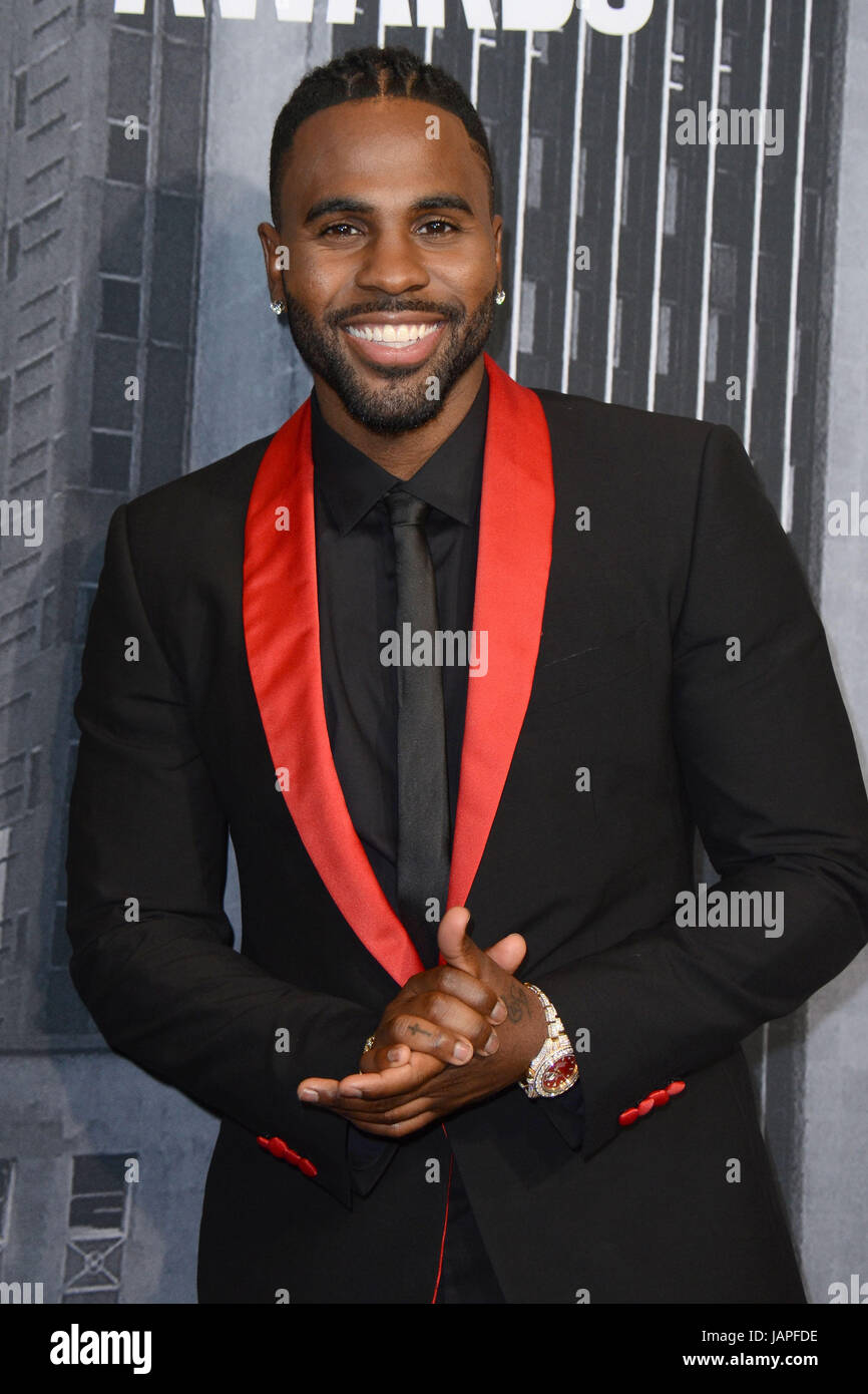 Jason derulo 2017 hi-res stock photography and images - Alamy