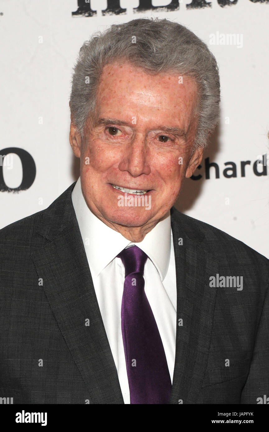 Regis philbin hi-res stock photography and images - Alamy