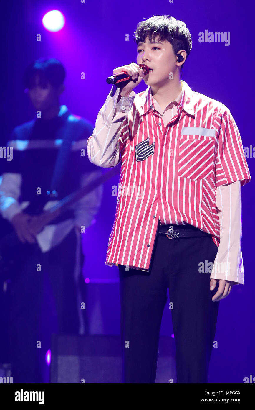 F.T. Island's 10th debut anniversary Lee Hong-gi, a member of South ...