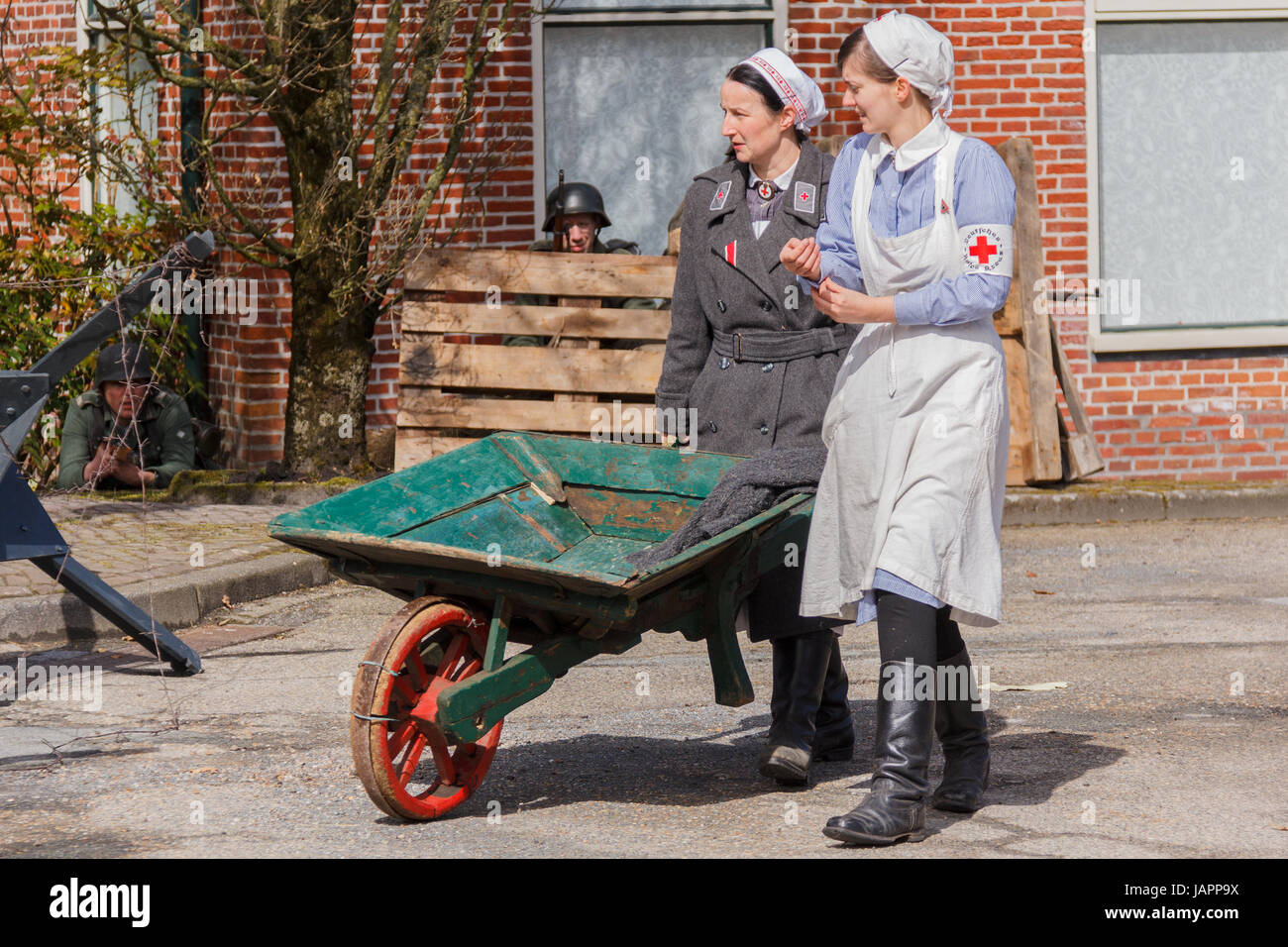Ww2 nurse hi-res stock photography and images - Alamy