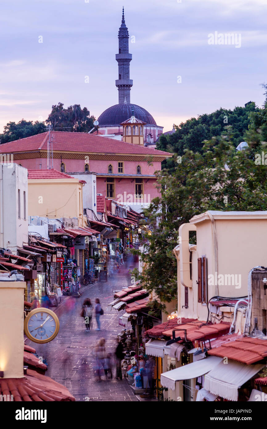 A Busy Street In Rhodes Old Town, Rhodes, Greece Stock Photo - Alamy