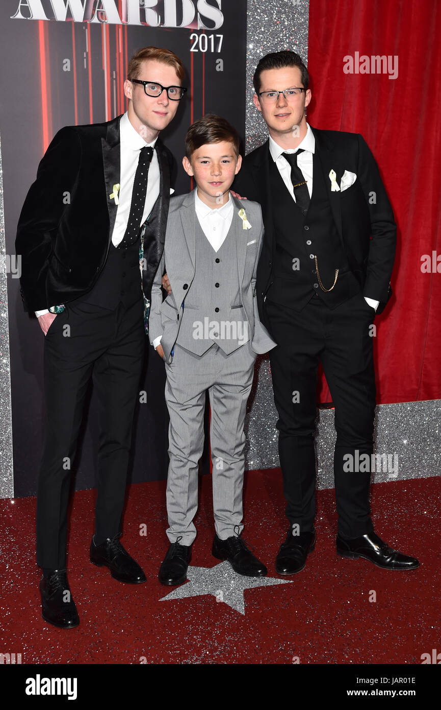 Bleu landau arriving hi-res stock photography and images - Alamy