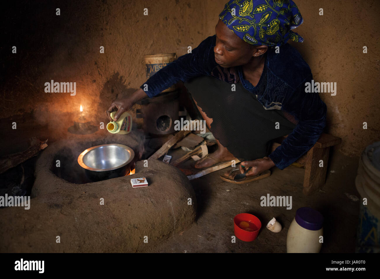 Rural cooking fire africa hi-res stock photography and images - Alamy