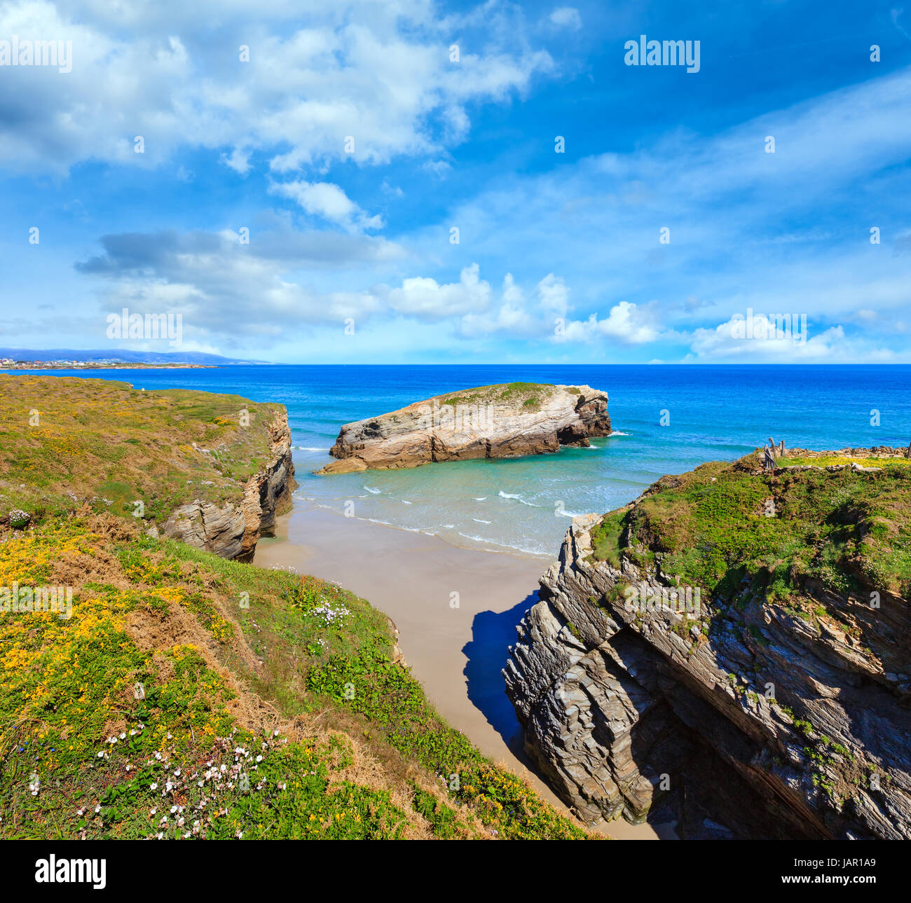 Blossoming Cantabric coast summer landscape (Cathedrals Beach, Lugo ...