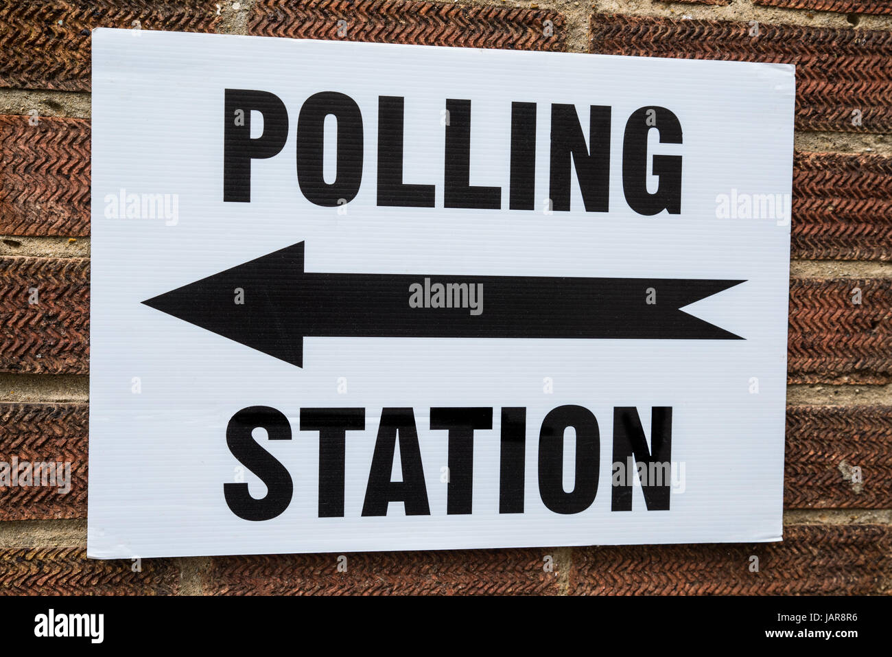 Elections signage with right arrow hi-res stock photography and images ...