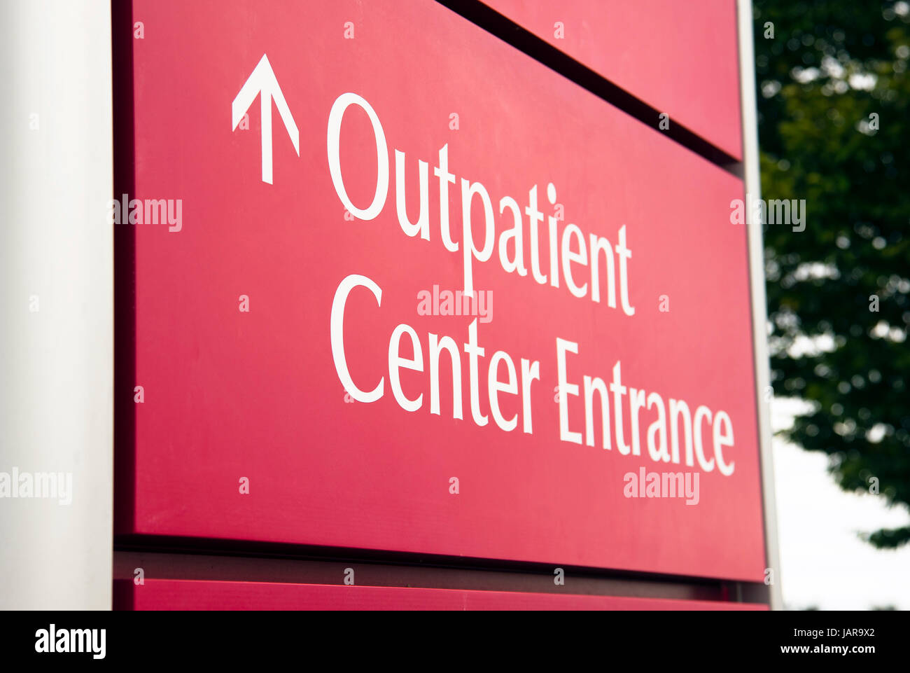 Street sign at the local hospital Stock Photo - Alamy