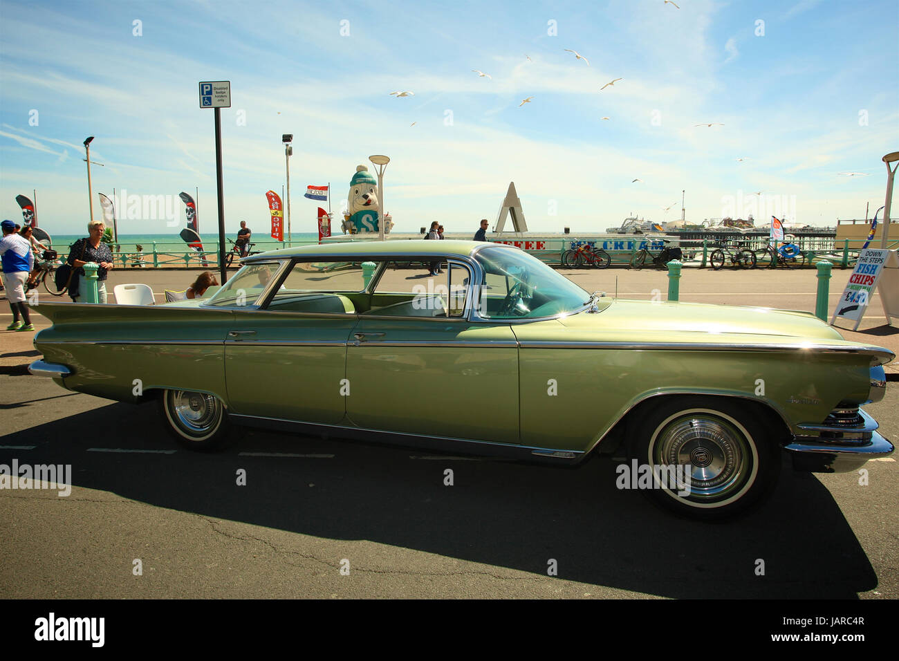 Classic Car on Brighton Seafront Stock Photo - Alamy