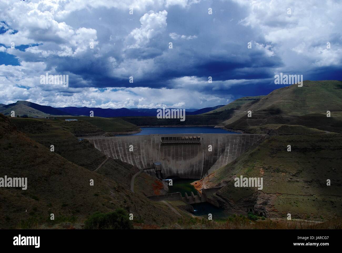 Katse dam wall hi-res stock photography and images - Alamy