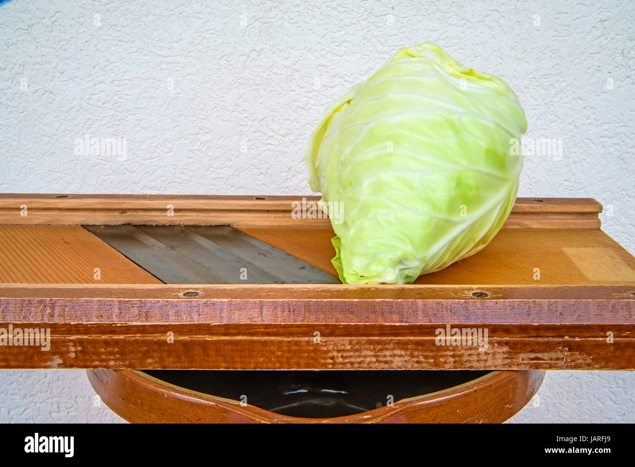 Filderkraut mit Krauthobel Stock Photo - Alamy