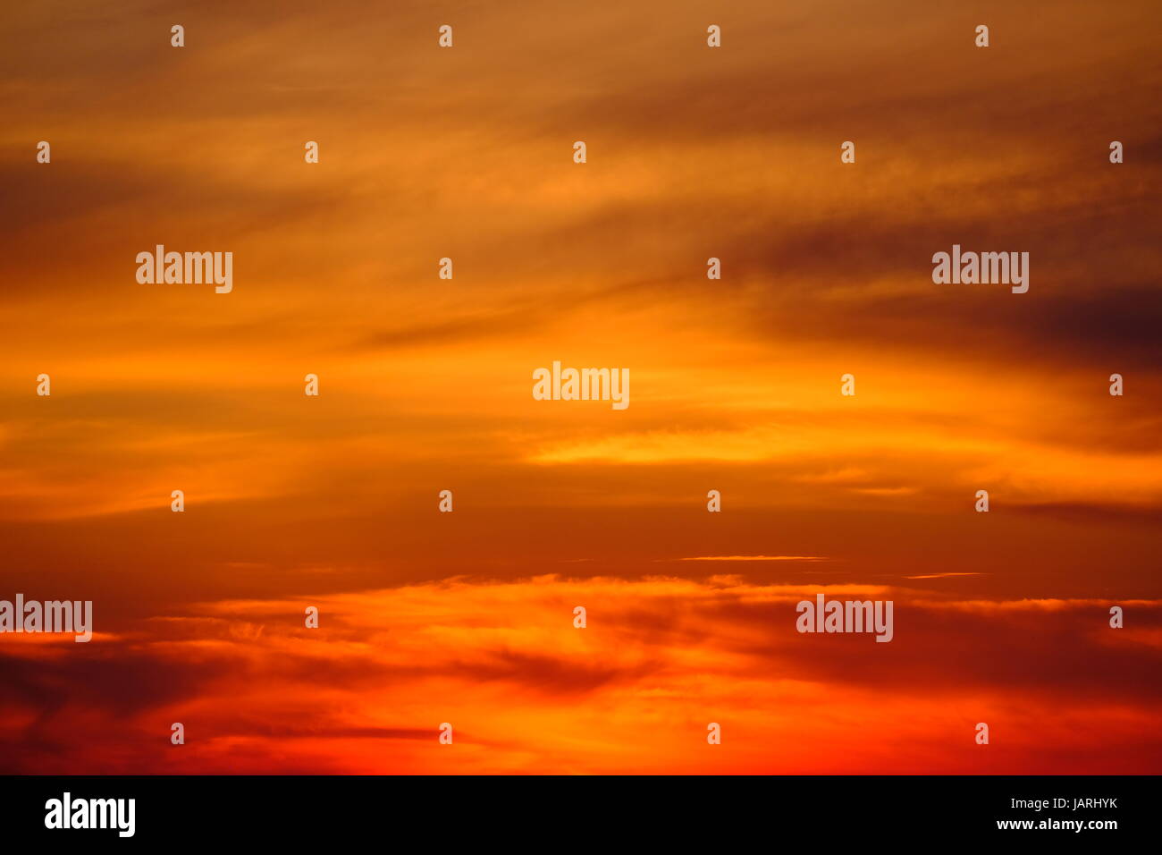 Half clear sky and sunset hi-res stock photography and images - Alamy
