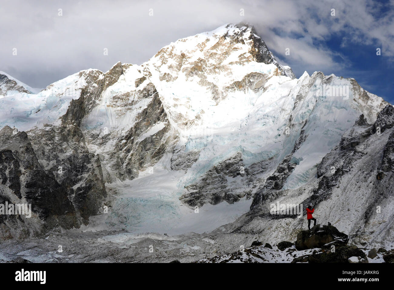 Mt nuptse hi-res stock photography and images - Alamy