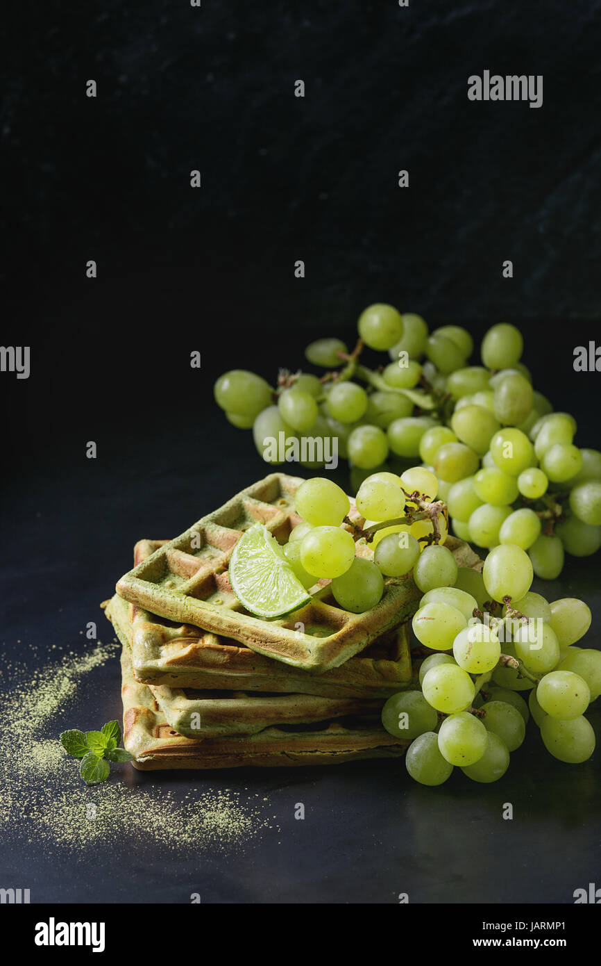 Matcha waffles hi-res stock photography and images - Alamy
