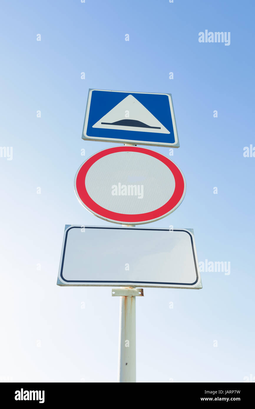 Blue circle road signs hi-res stock photography and images - Alamy