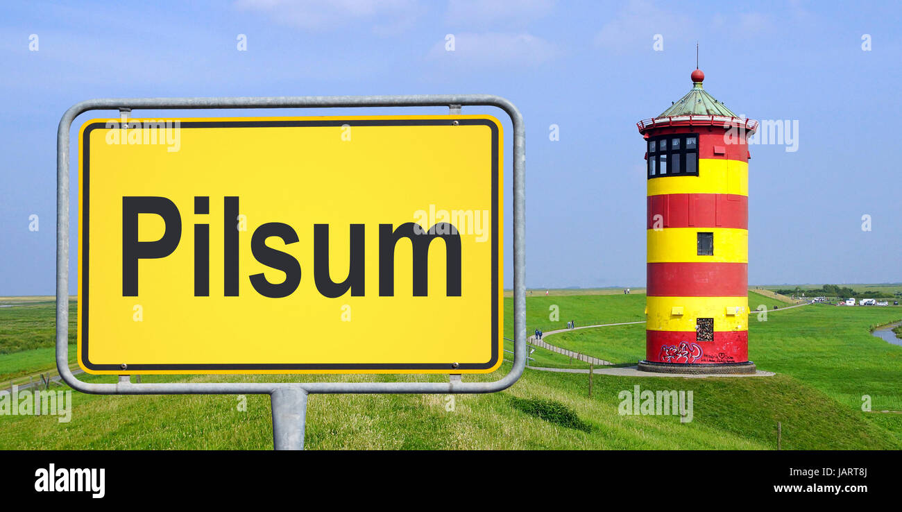 Leuchtturm in Pilsum - Nordsee Küste Stock Photo - Alamy