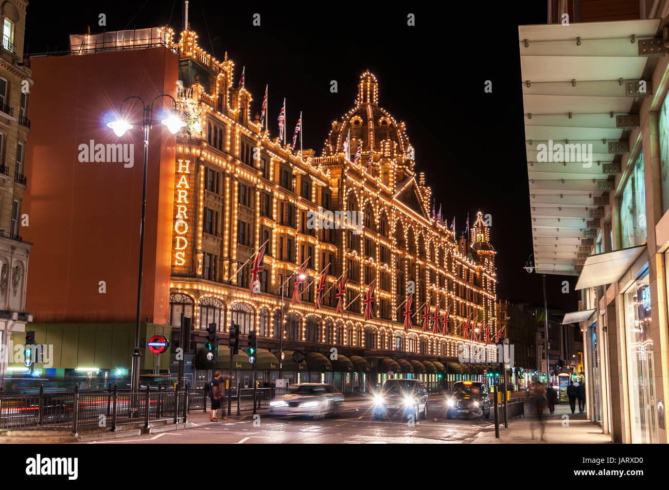 Harrods Warehouse High Resolution Stock Photography and Images - Alamy