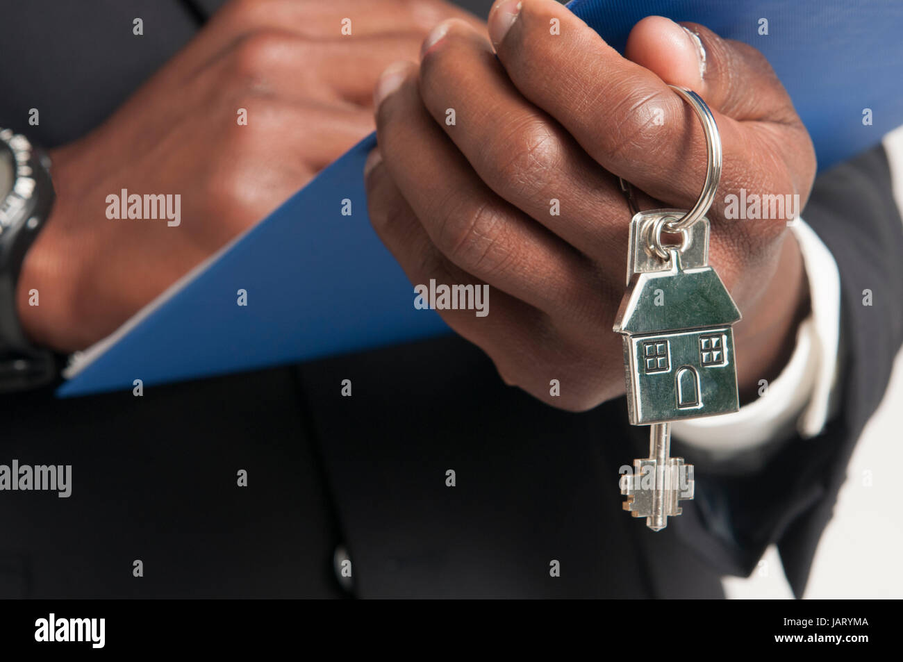 Handing over house keys hi-res stock photography and images - Alamy