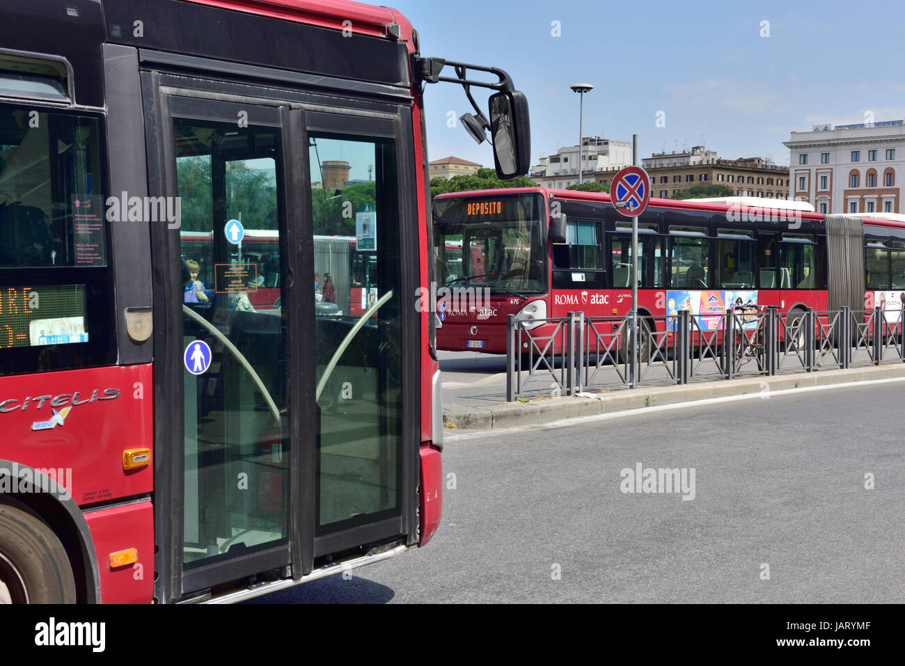 Rome buses in front of Roma Termini (Stazione Termini) Rome's main ...