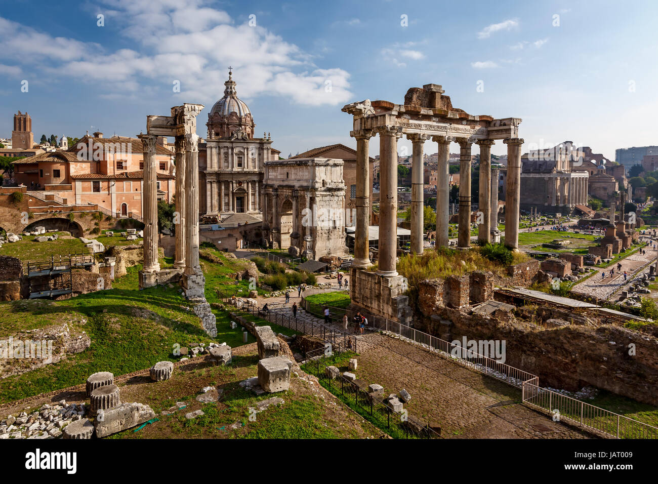 Roman Forum (Foro Romano) and Ruins of Septimius Severus Arch and ...