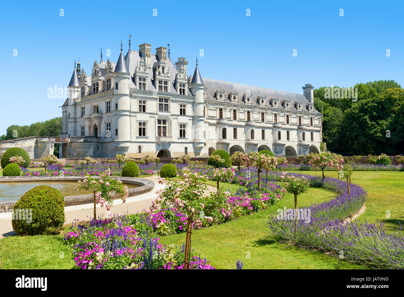 Loire chateau chenonceau river hi-res stock photography and images - Alamy