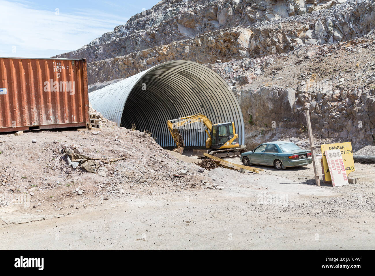 Tunnel excavation hi-res stock photography and images - Alamy