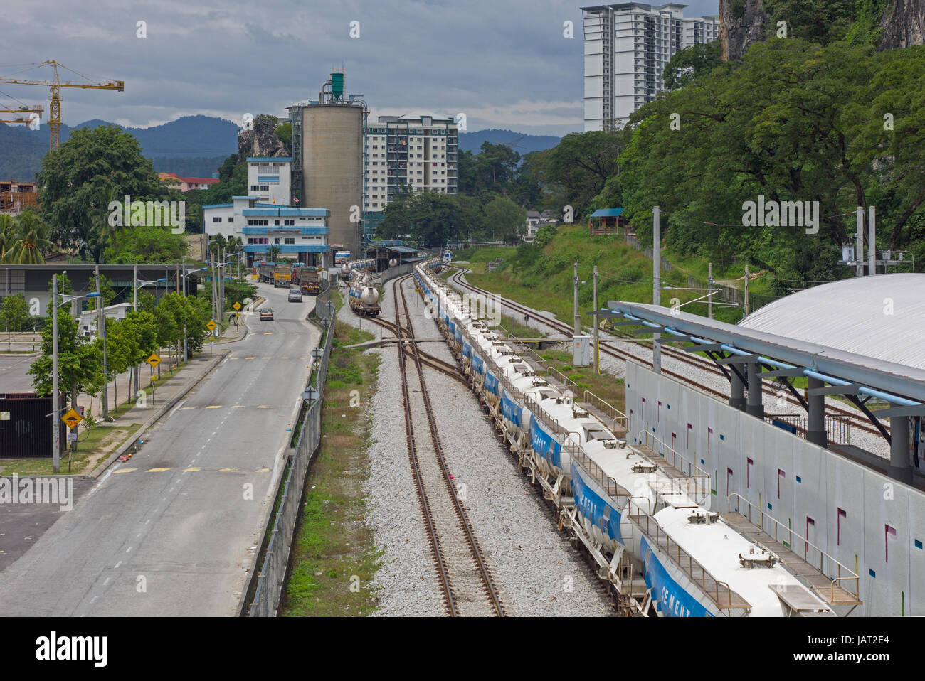 Cement tanker train hi-res stock photography and images - Alamy