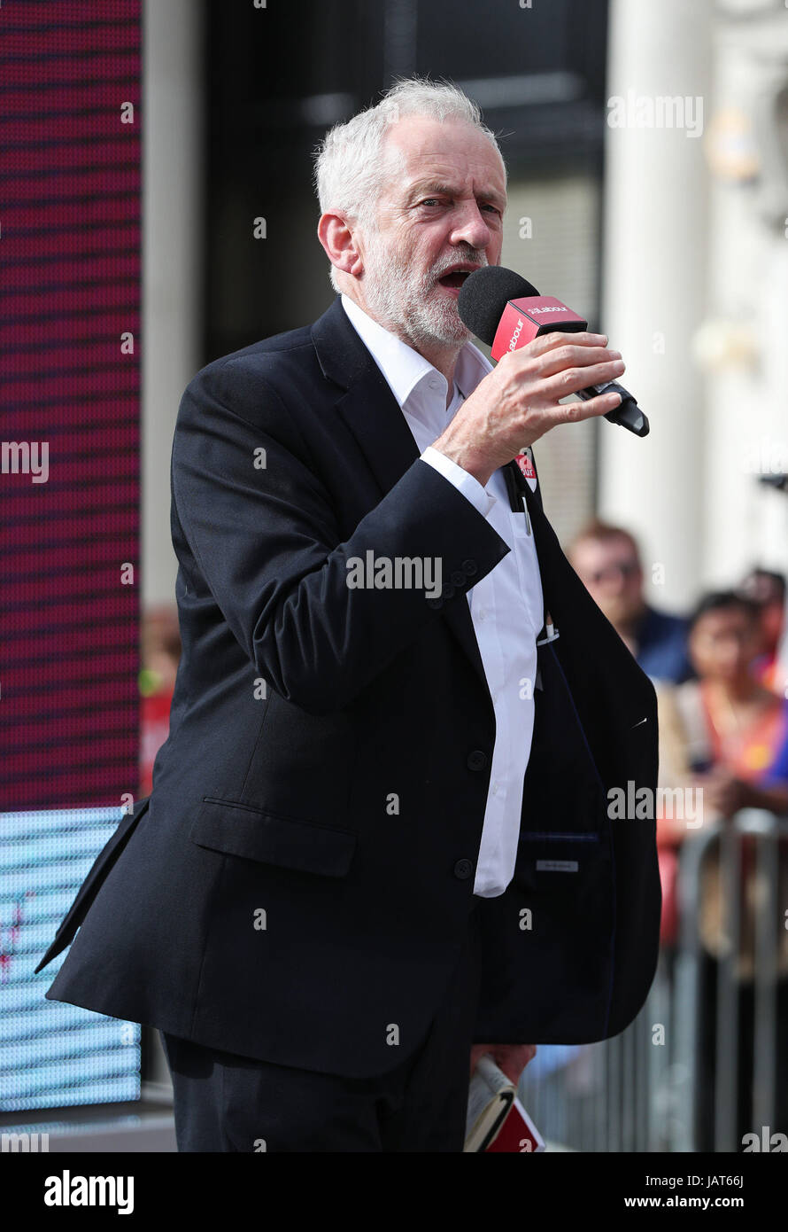 RETRANSMITTED CORRECTING DATE Labour leader Jeremy Corbyn speaking at ...