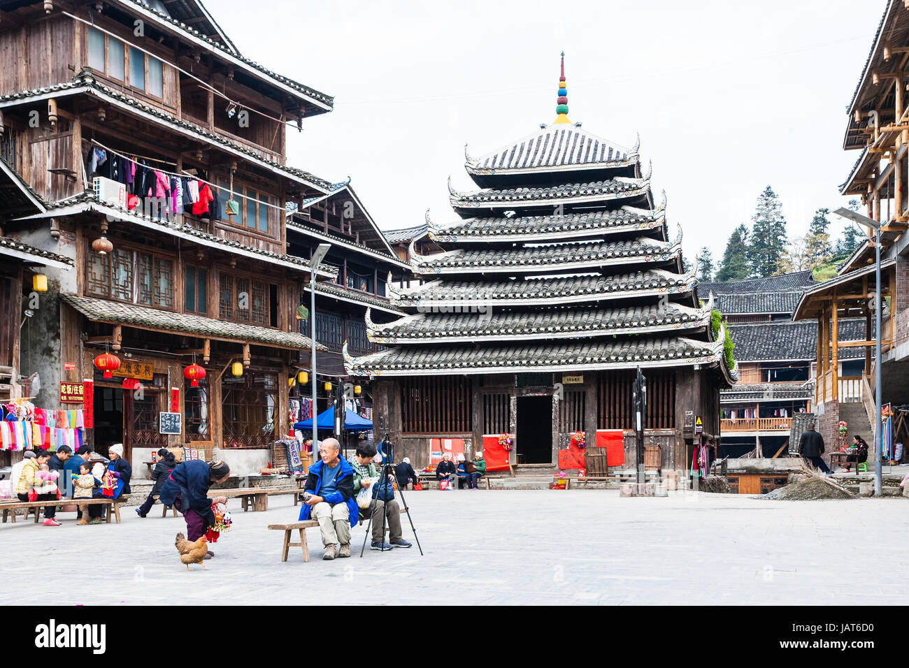 CHENGYANG, CHINA - MARCH 27, 2017: tourists on square in Folk Custom ...