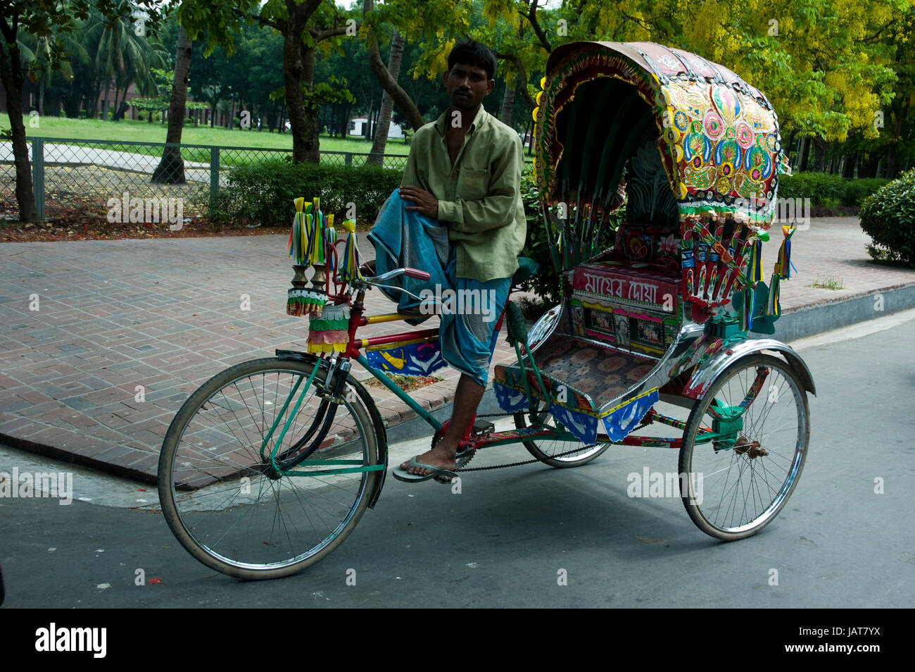 Three Wheeler Transport High Resolution Stock Photography and Images ...