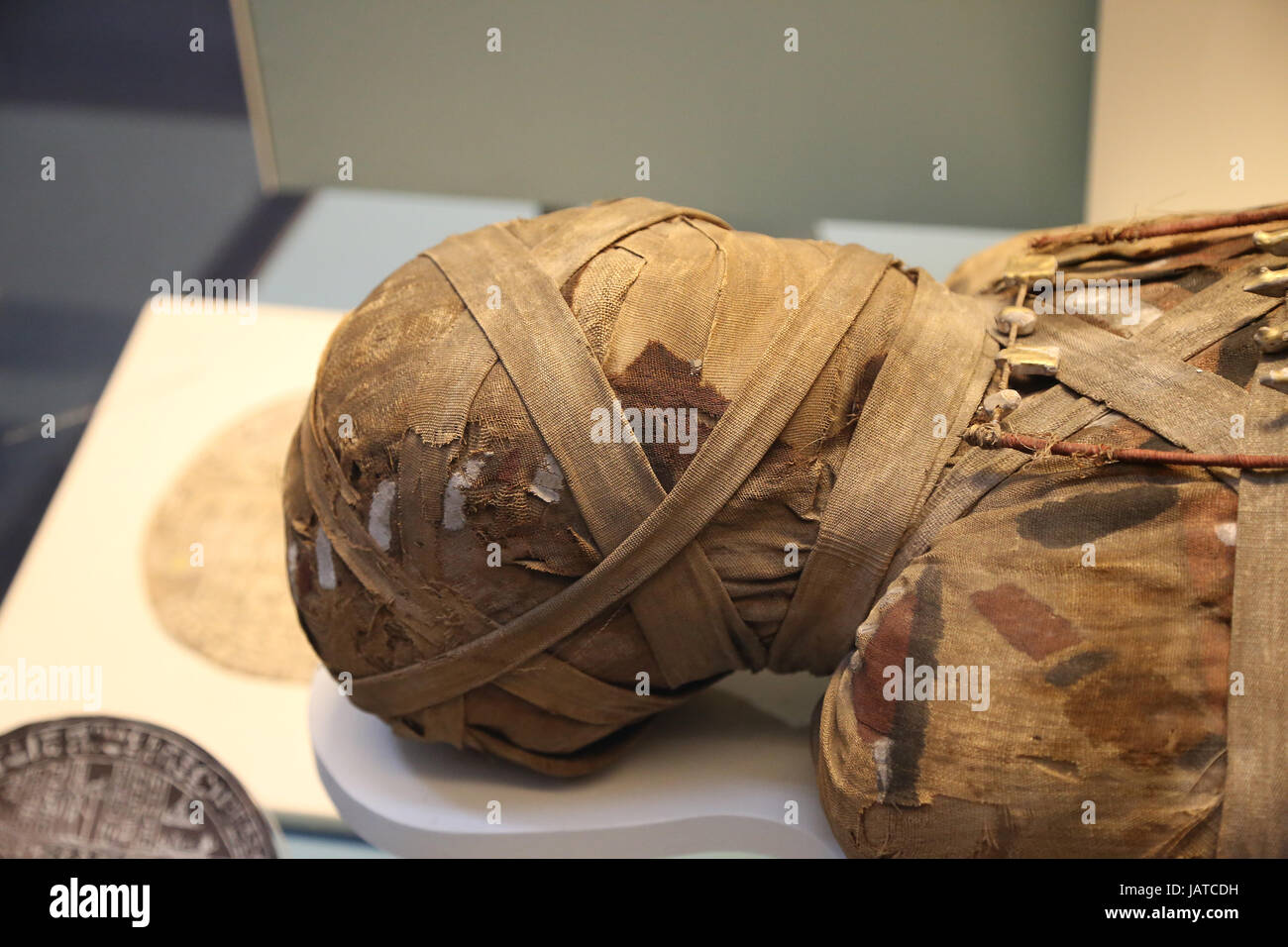 Ancient egyptian amulets mummification hi-res stock photography and ...