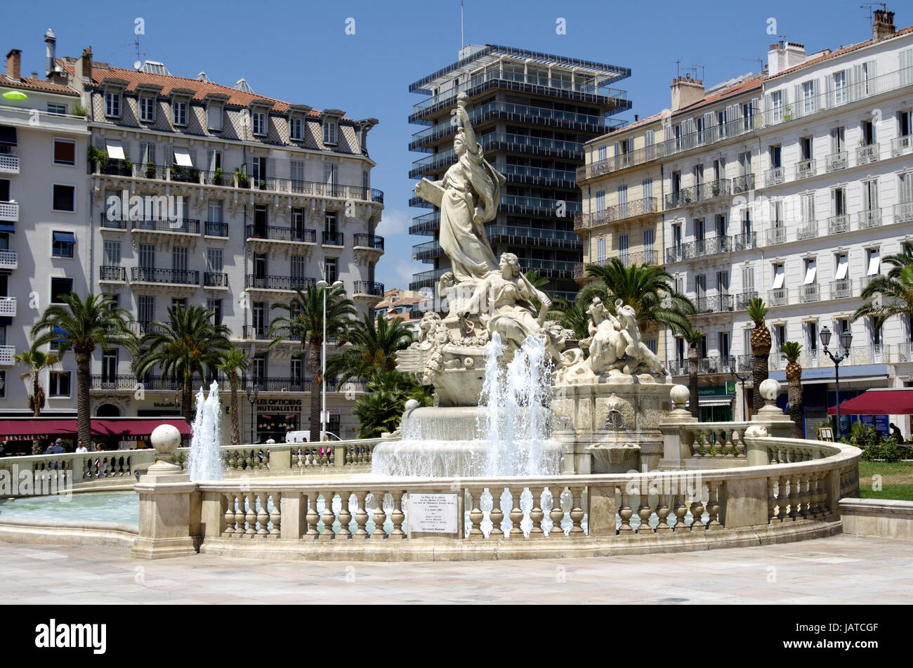 Toulon france fountain hi-res stock photography and images - Alamy