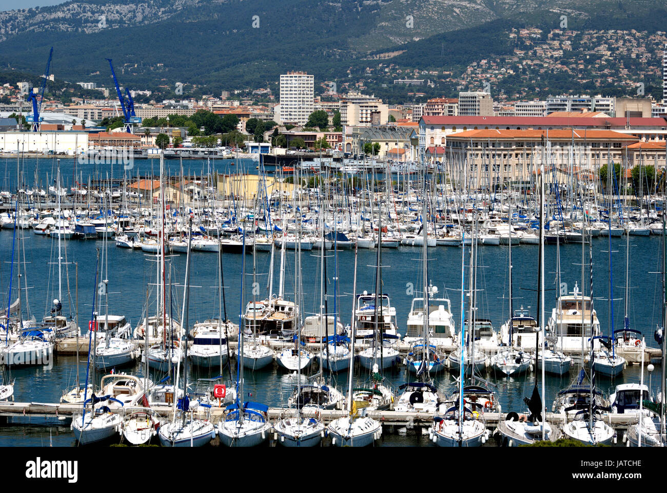 Toulon france fountain hi-res stock photography and images - Alamy