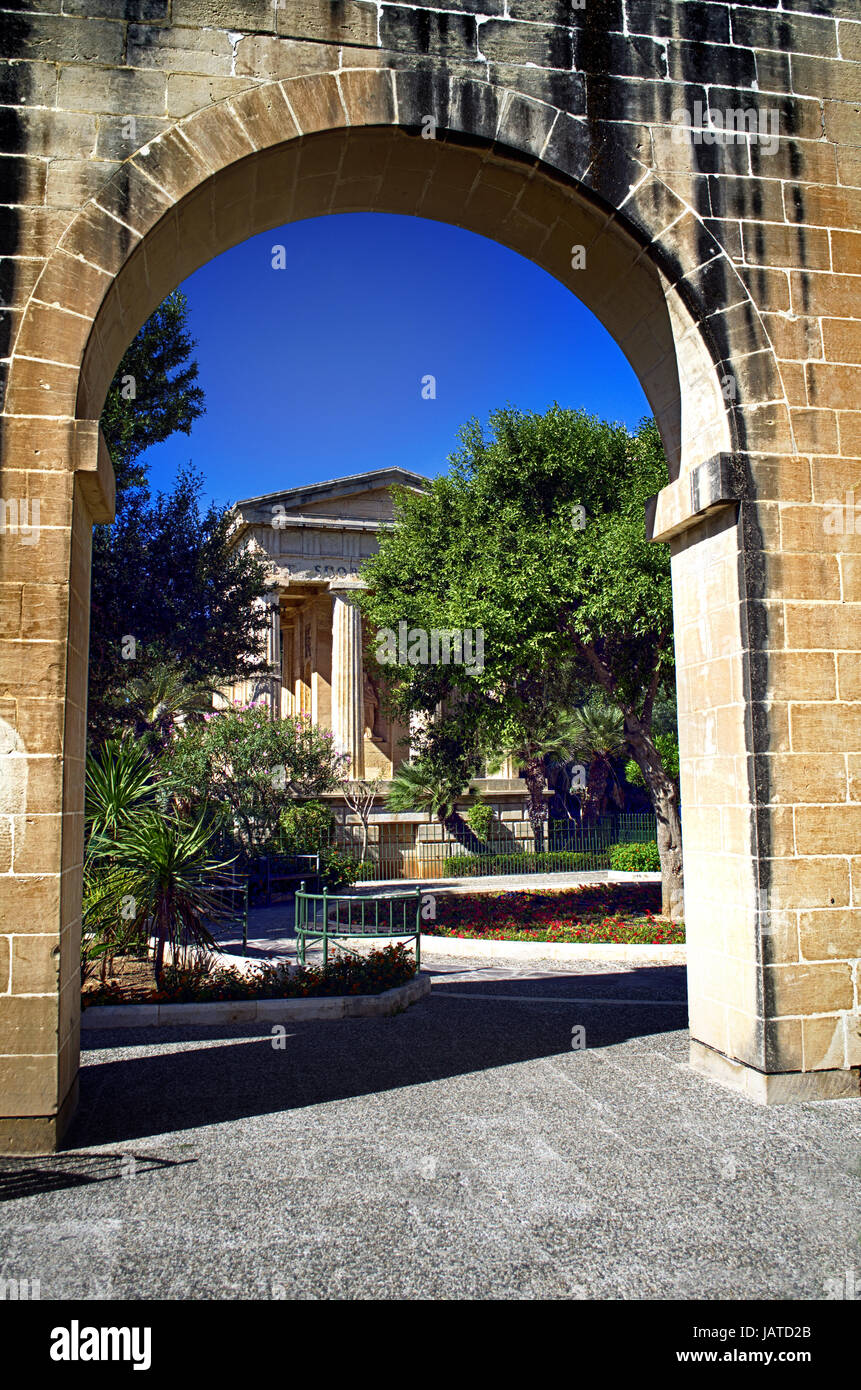 Traditional stone made building in Valletta,Malta Stock Photo - Alamy