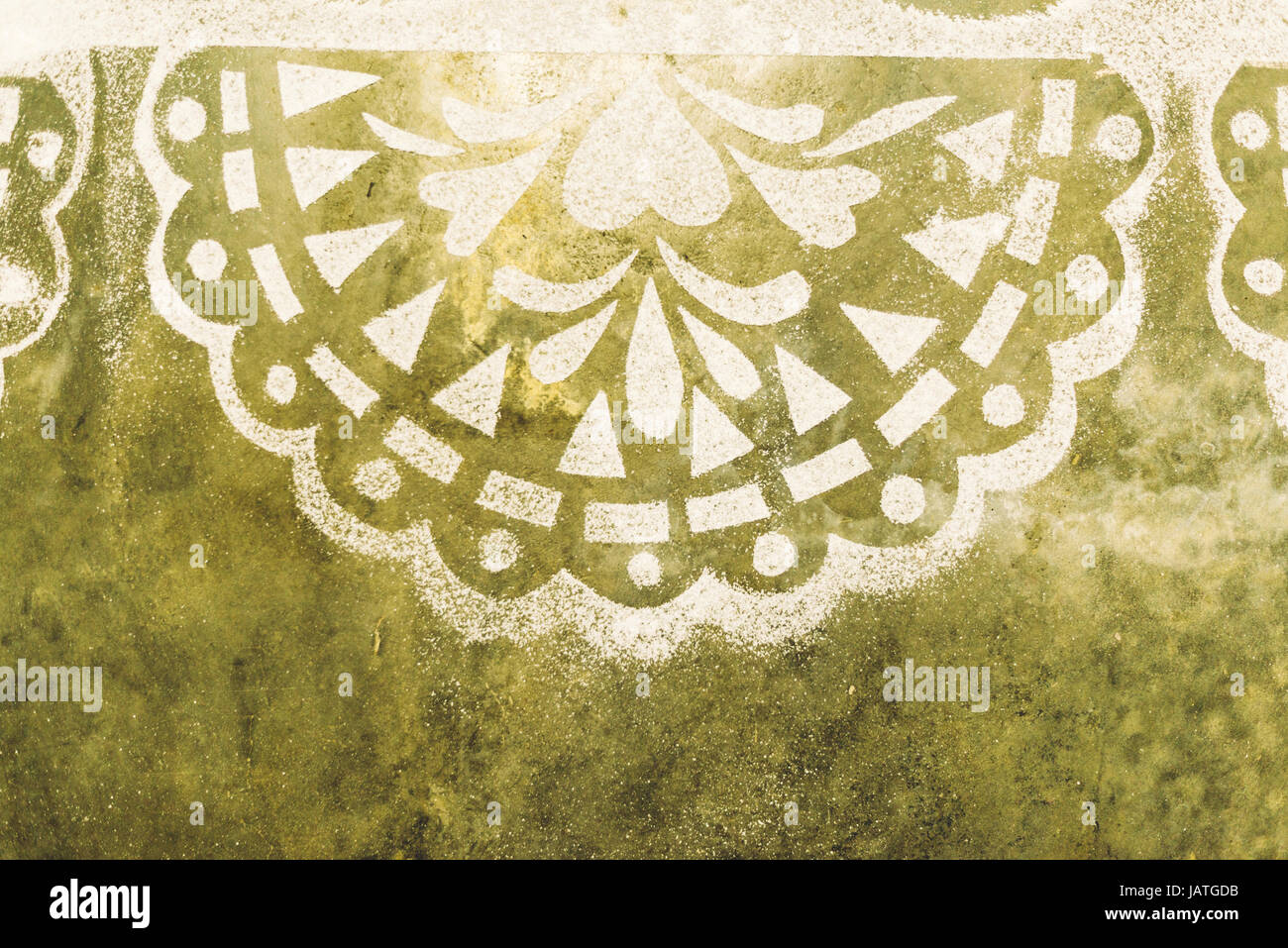 Doily shape hi-res stock photography and images - Alamy